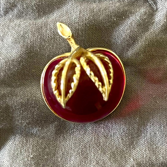 Sarah Coventry | Jewelry | Vintage Sarah Coventry Red Lucite ...